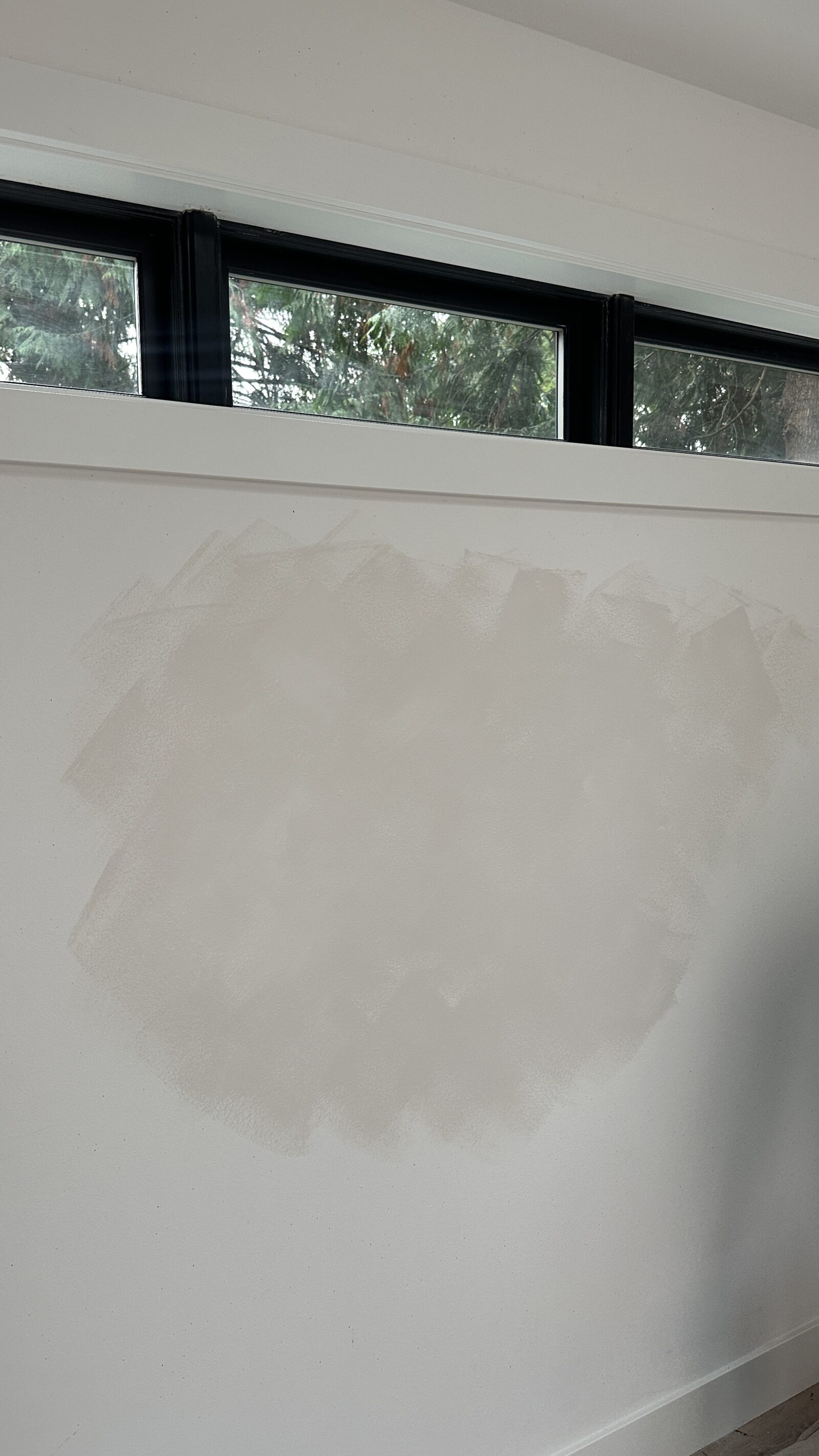 DIY Faux Limewash Effect with Glidden Diamond Paint