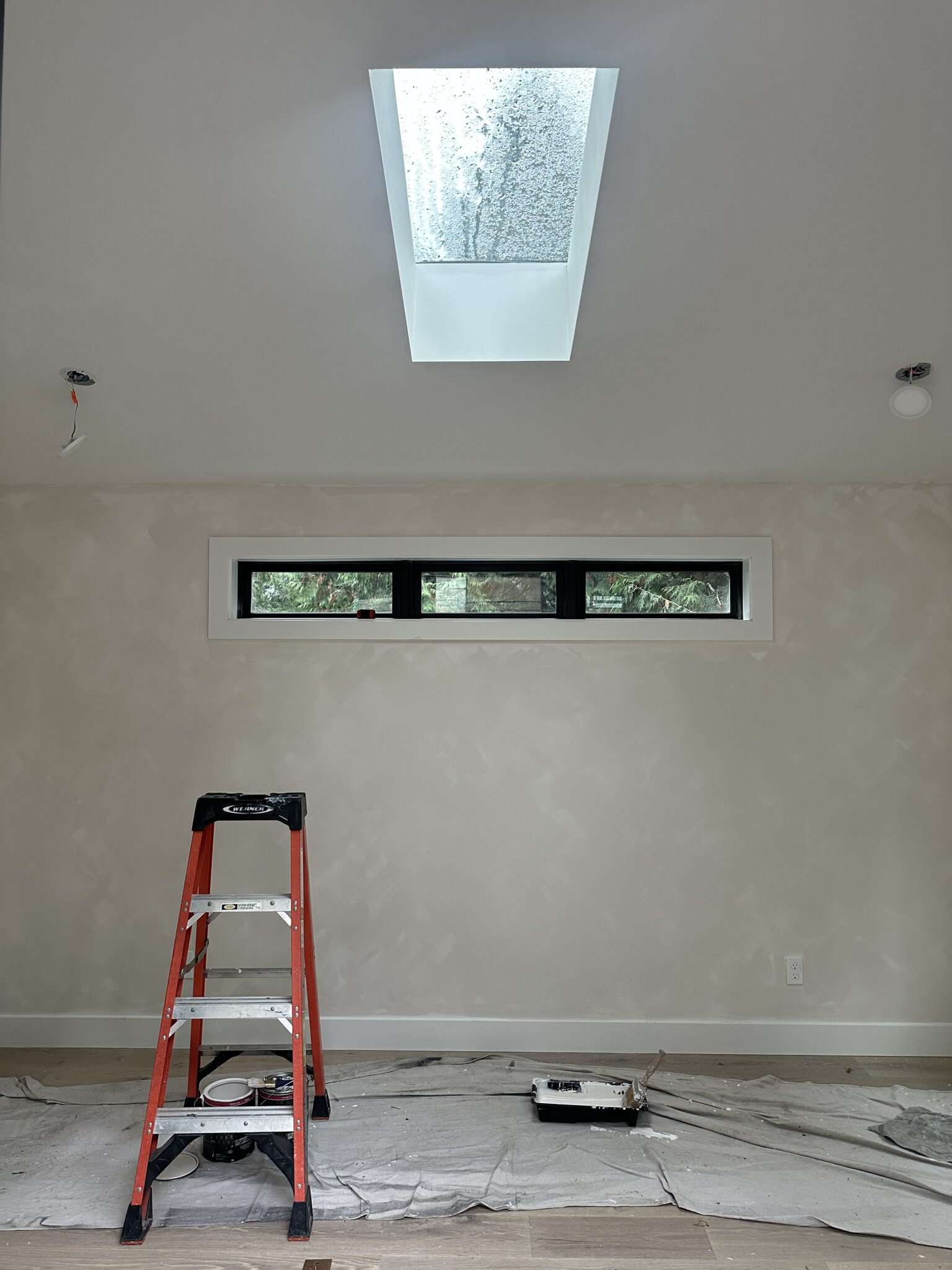 DIY Faux Limewash Effect with Glidden Diamond Paint